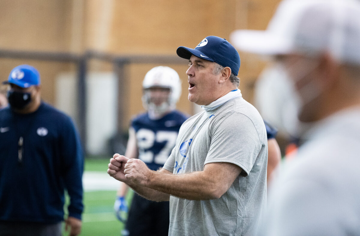 New BYU football linebackers coach took road less traveled to join ...
